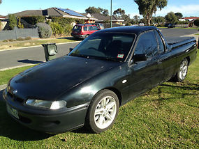 Holden Commodore VS Ute V6 5 speed 3 Seats