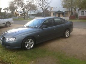 Holden commodore sedan VZ 2005